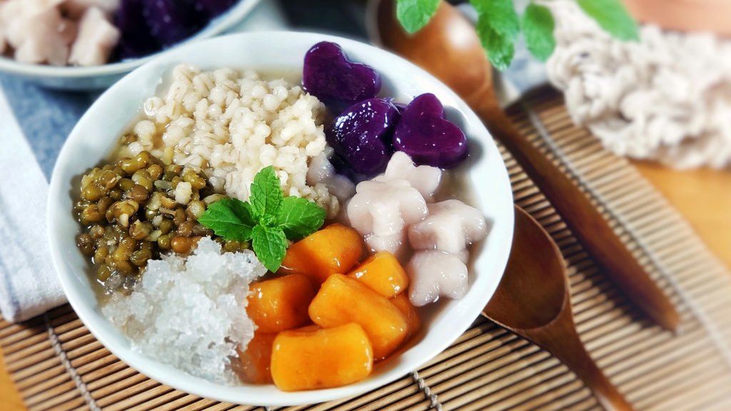 Taro Balls Dessert with Mung Bean and Barley - My Lovely Recipes