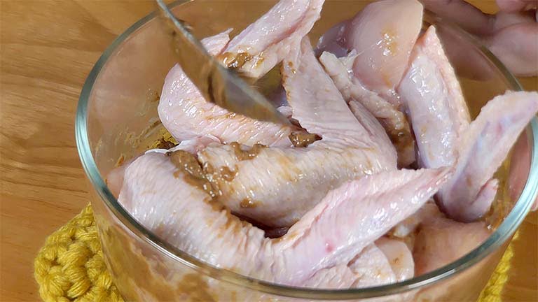 (Shrimp Paste) Belacan Fried Chicken Wings - My Lovely Recipes