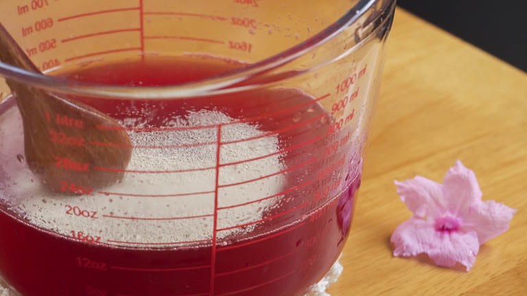 Red Yeast Rice Huat Kueh (Steamed Rice Cake) - My Lovely Recipes