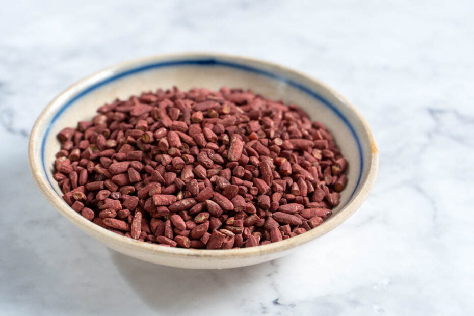 Red Yeast Rice Huat Kueh (Steamed Rice Cake) - My Lovely Recipes