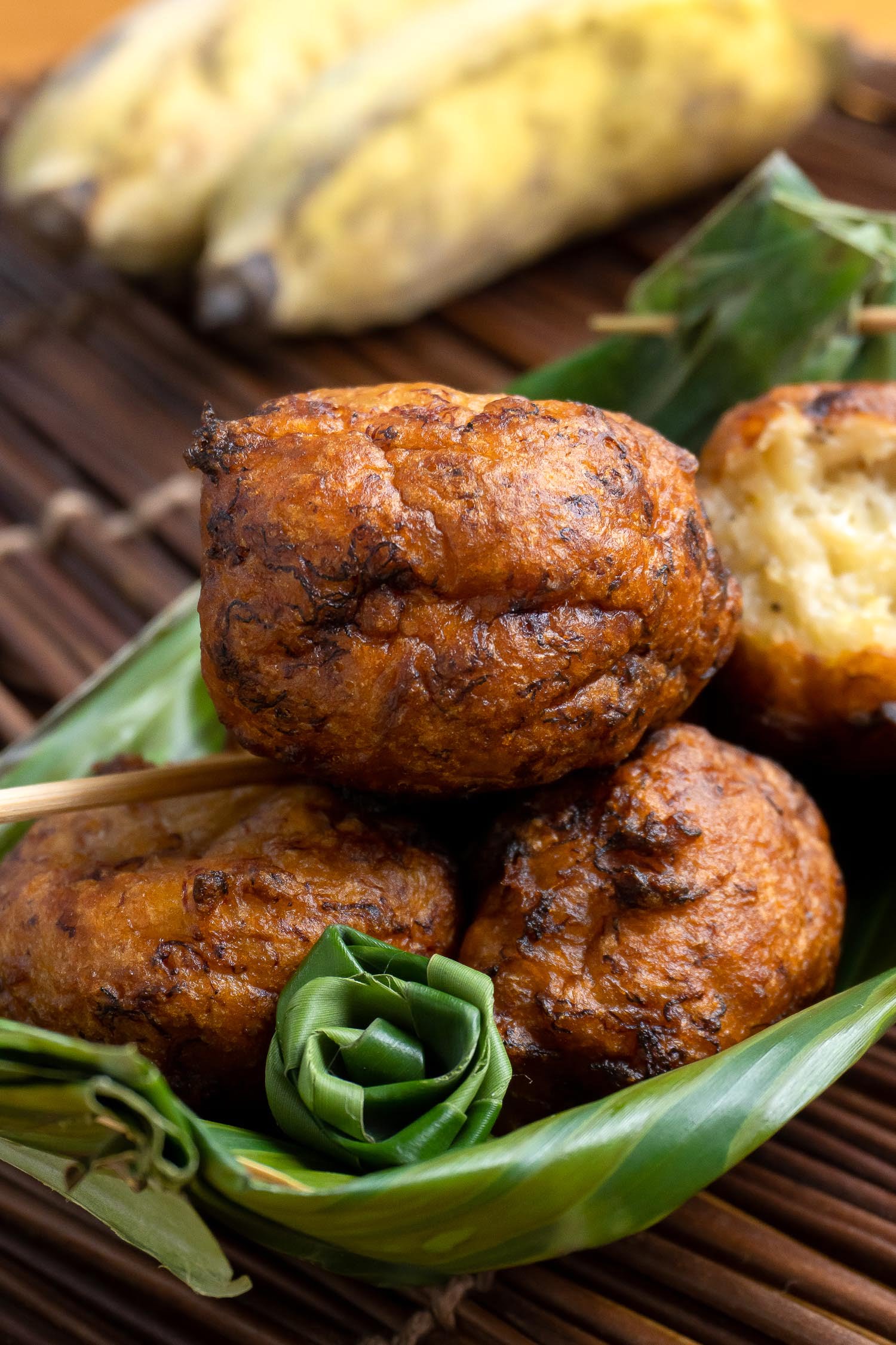 Kuih Kodok (Malaysian Fried Banana Fritters) - My Lovely Recipes