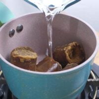 Pulut Inti (Steamed Glutinous Rice with Sweet Coconut Topping)