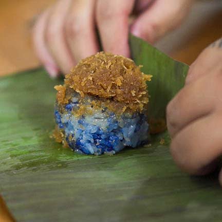 Pulut Inti (Steamed Glutinous Rice with Sweet Coconut Topping)