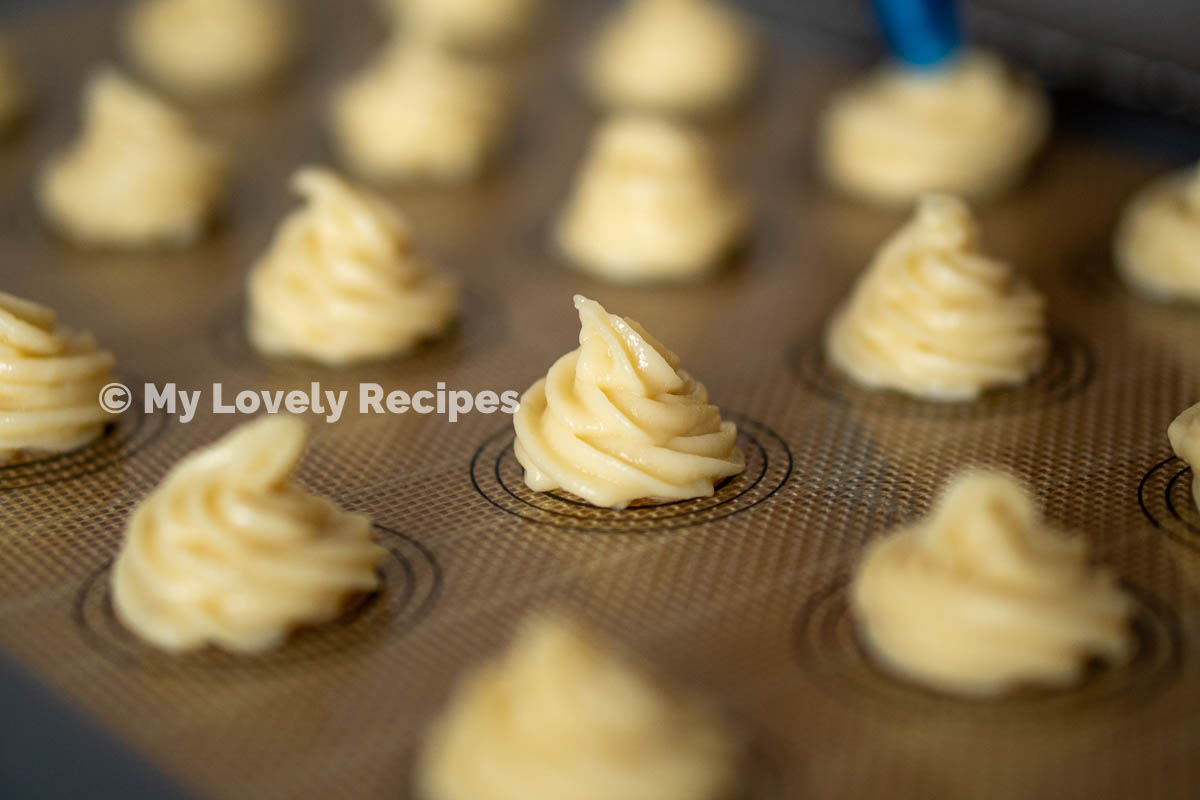 Durian Pandan Cream Cake, Natural Flavor & Colour - My Lovely Recipes