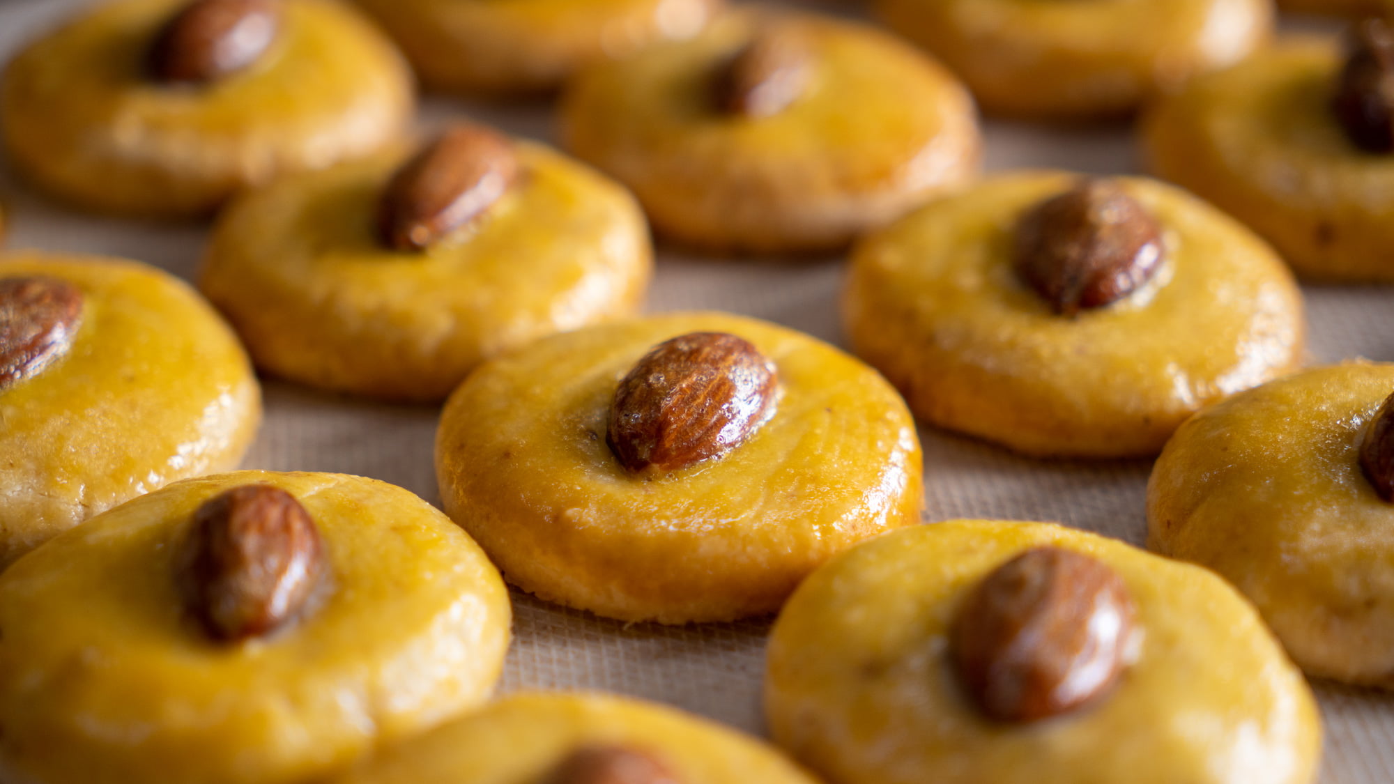 Almond Cookies | Easy & Yummy CNY Cookies - My Lovely Recipes