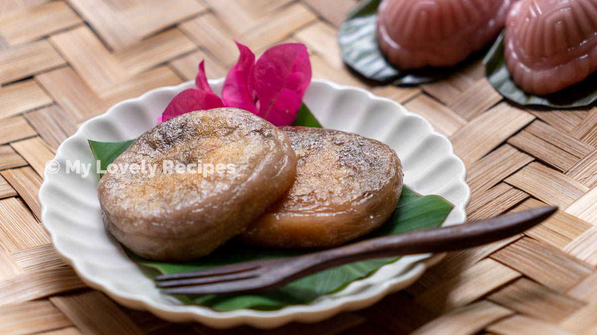 Ang Ku Kueh / Red Tortoise Cake - My Lovely Recipes