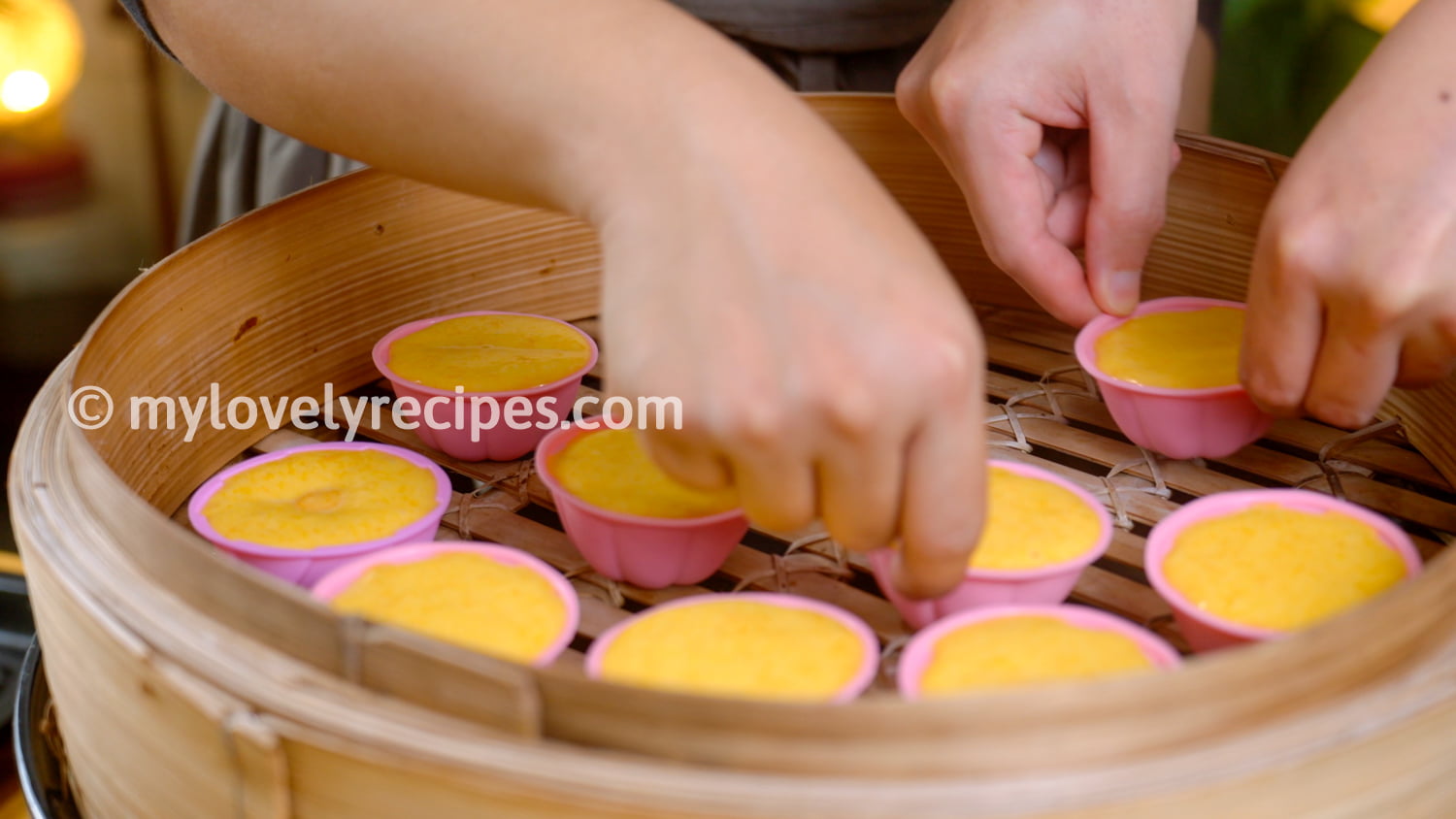 Pumpkin Steamed Cupcakes / Ma Lai Go | Easy & Fluffy - My Lovely Recipes