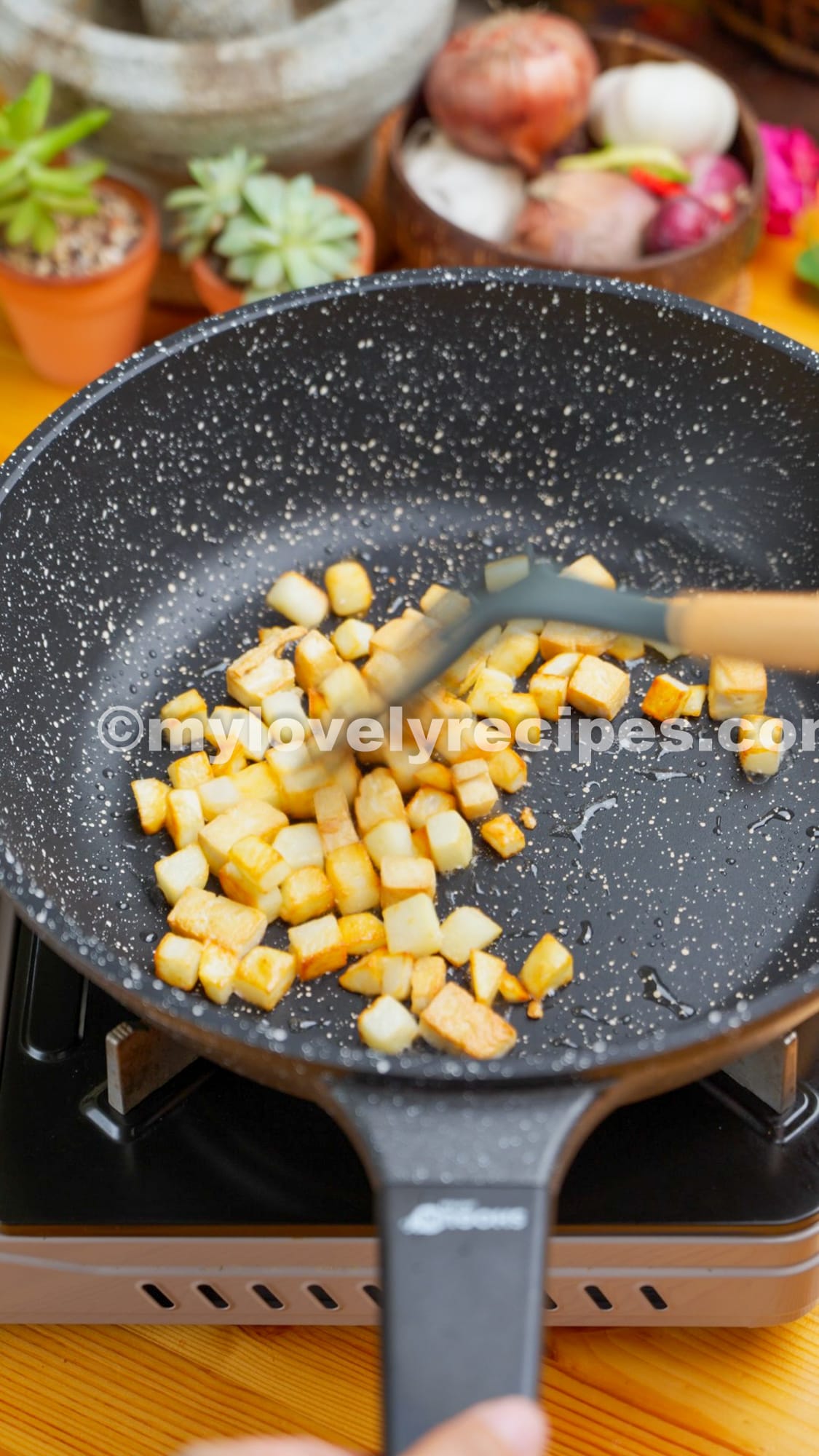 Mamee Goreng / Maggi Goreng - My Lovely Recipes