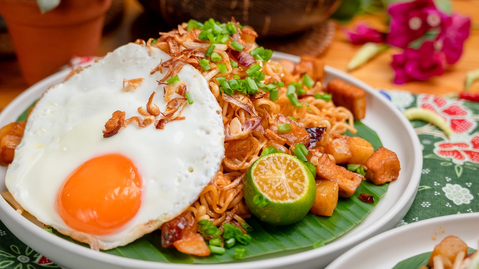 Mamee Goreng / Maggi Goreng - My Lovely Recipes